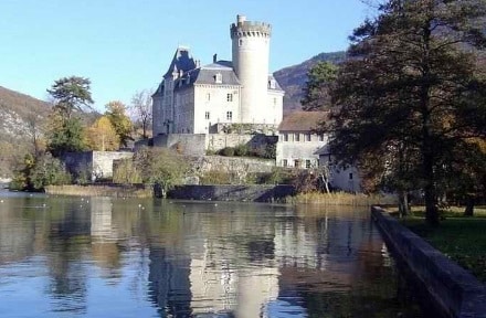 Duingt Castle, discover and visit it