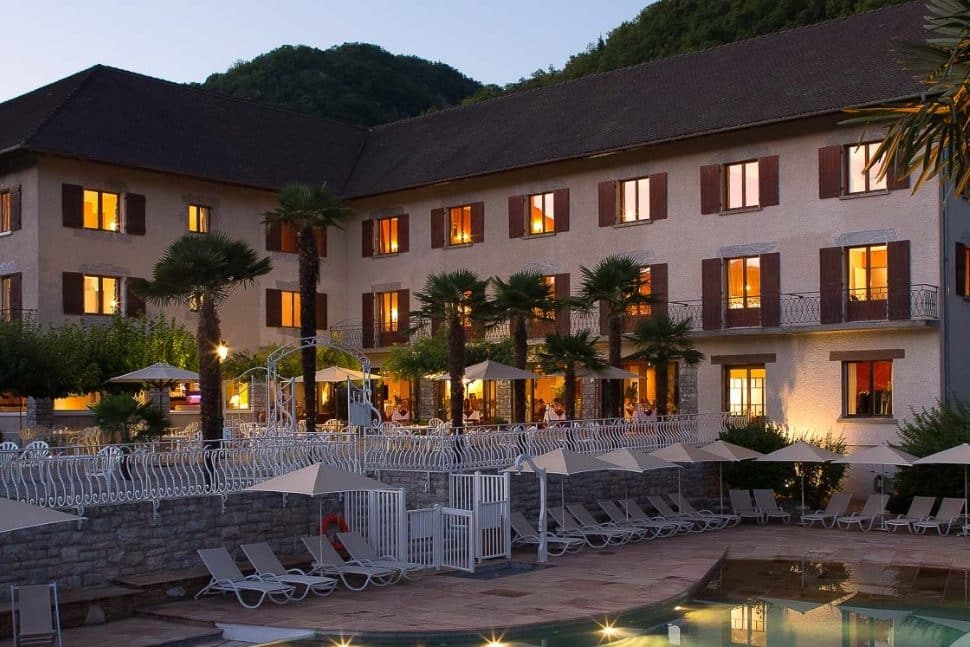 Talloires: Haute-Savoie town on the shores of Lake Annecy - France