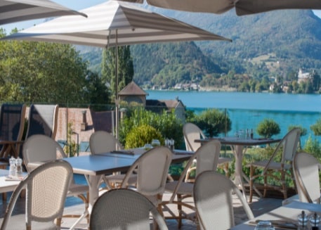 3 star hotels in Annecy, around and by the lake