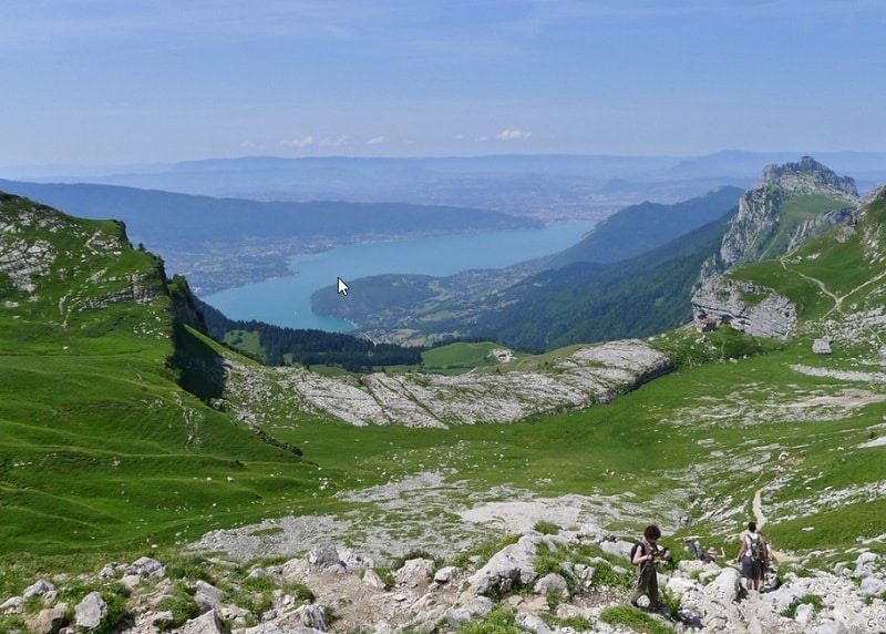 La Tournette, una montaña emblemática al borde del lago de Annecy