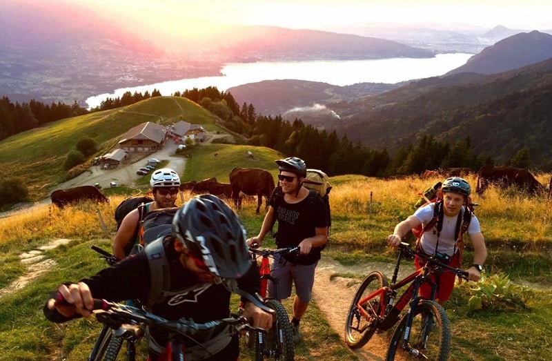 5 routes to cycle in Annecy
