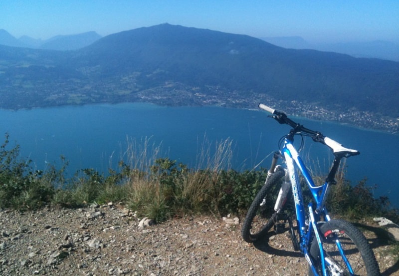5 routes to cycle in Annecy