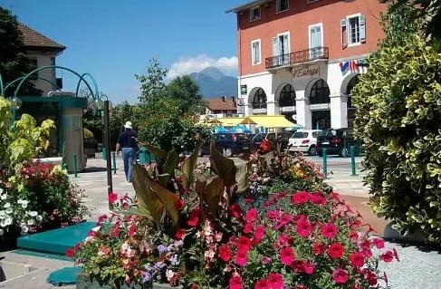 Cluses, capitale del taglio delle viti in Alta Savoia