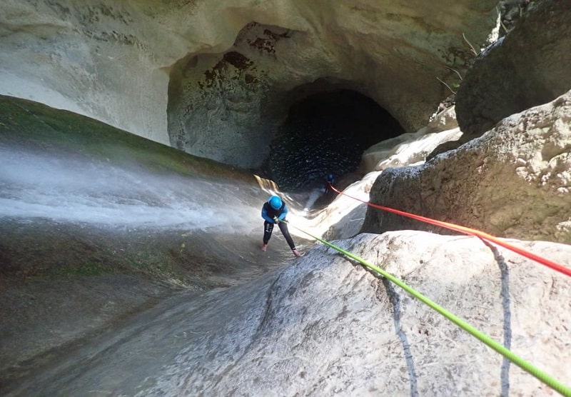 Canyoning: where to practice this sport near Annecy?