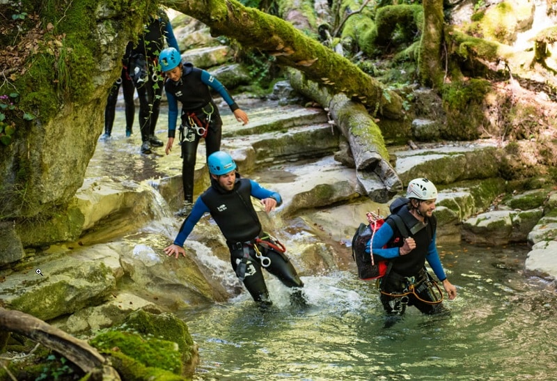 Canyoning: waar deze sport in de buurt van Annecy beoefenen?