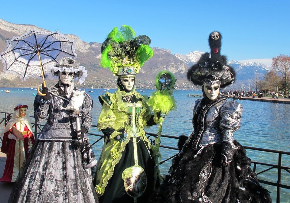 Annecy: il Carnevale veneziano, tra costumi e tradizione