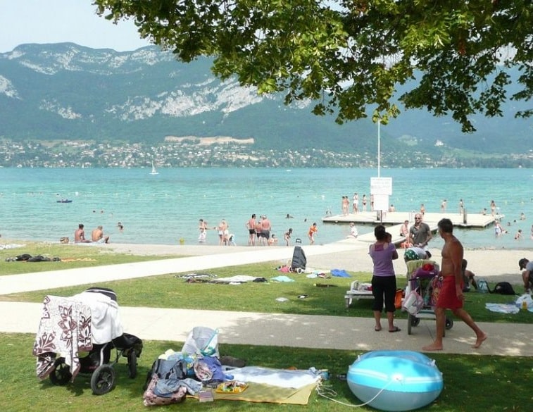 Annecy: discovering the beach at Sevrier