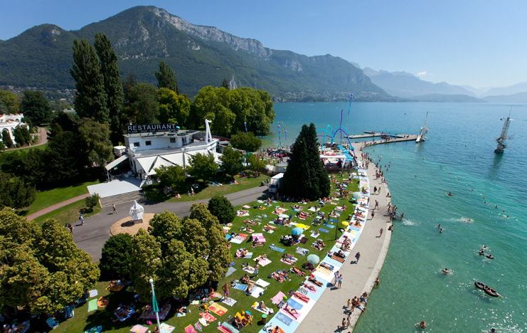 Annecy: the Imperial beach, free and well equipped
